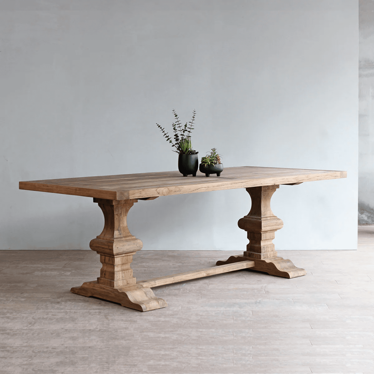 VIKINTERIO Sevillian Dining Table
